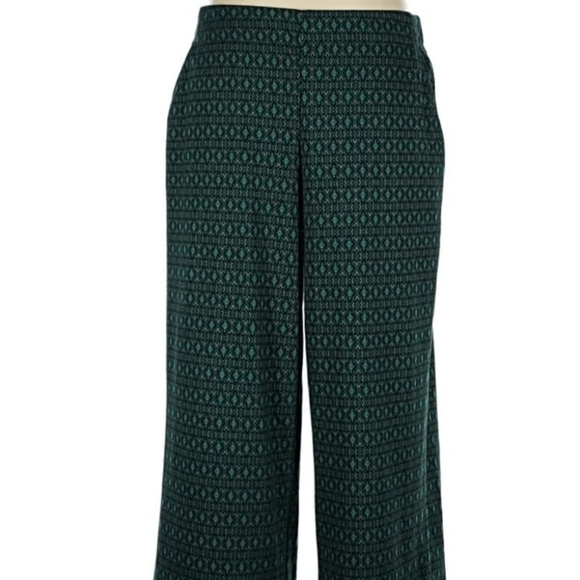 Max Studio | Pants & Jumpsuits | Max Studio Green Patterned Wide Leg ...